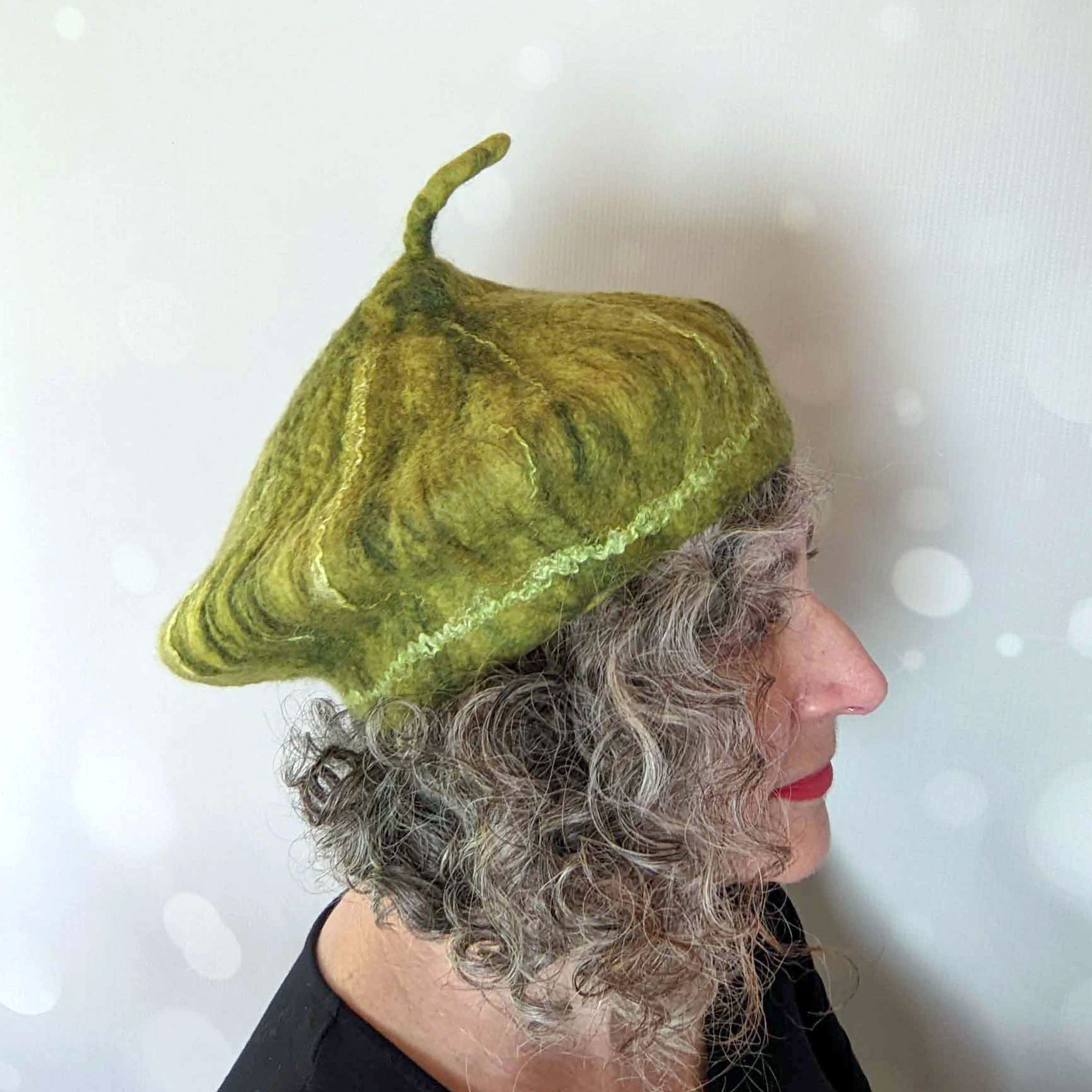 Small Sized Fig Hat in Green | FeltHappiness Hats